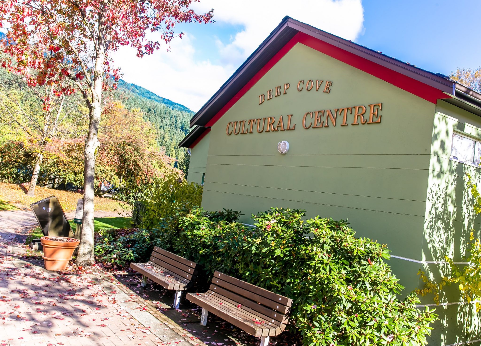 Your Visit - Deep Cove Stage Society